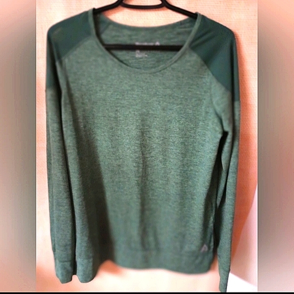 Reebok | Tops | Womens Reebok Green Size Medium Running Shirt | Poshmark